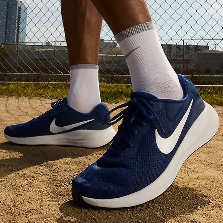 【耐克FB2207】【95成新】耐克NIKE男子跑步鞋REVOLUTION 7 运动鞋FB2207-400蓝白45 奥莱清仓 【行情 报价 ...